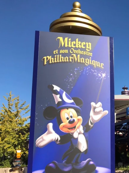 Micky's PhilharMagic at Disneyland Park - Themepark Freak